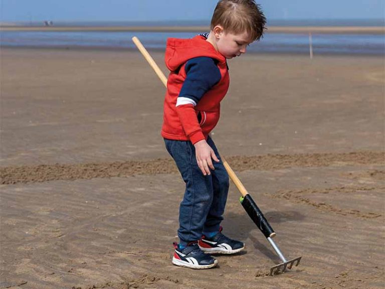 Sand Drawing | Sand In Your Eye